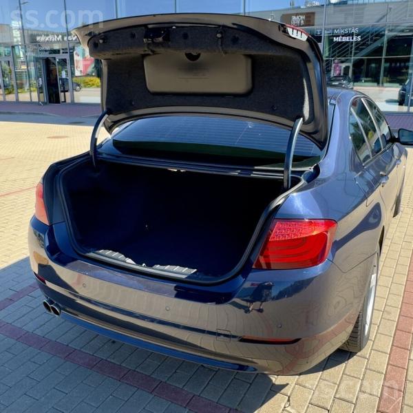 Zils BMW 525 2012 Rīga, ar dzinēja tilpumu 3.00 L un nobraukumu 398 tūkst. km par 7800 €, foto 6 vietnē AUTOMOTO.COM.LV
