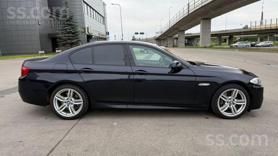 Zils BMW 525 2012 Rīga, ar dzinēja tilpumu 2.00 L un nobraukumu 366 tūkst. km par 12000 €, foto 5 vietnē AUTOMOTO.COM.LV