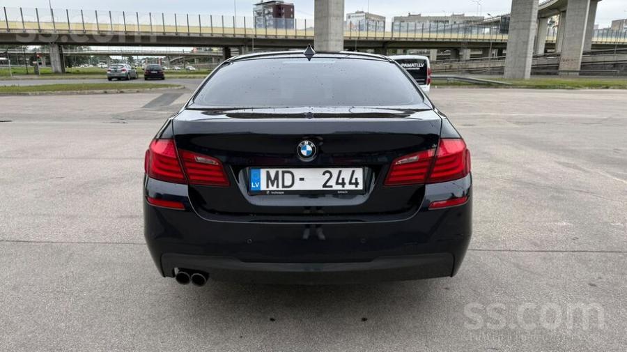 Zils BMW 525 2012 Rīga, ar dzinēja tilpumu 2.00 L un nobraukumu 366 tūkst. km par 12000 €, foto 8 vietnē AUTOMOTO.COM.LV