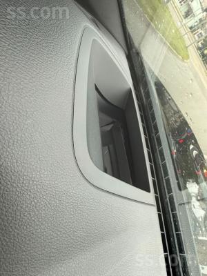 Zils BMW 525 2012 Rīga, ar dzinēja tilpumu 2.00 L un nobraukumu 366 tūkst. km par 12000 €, foto 11 vietnē AUTOMOTO.COM.LV