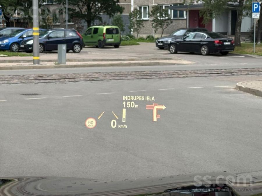 Zils BMW 525 2012 Rīga, ar dzinēja tilpumu 2.00 L un nobraukumu 366 tūkst. km par 12000 €, foto 20 vietnē AUTOMOTO.COM.LV