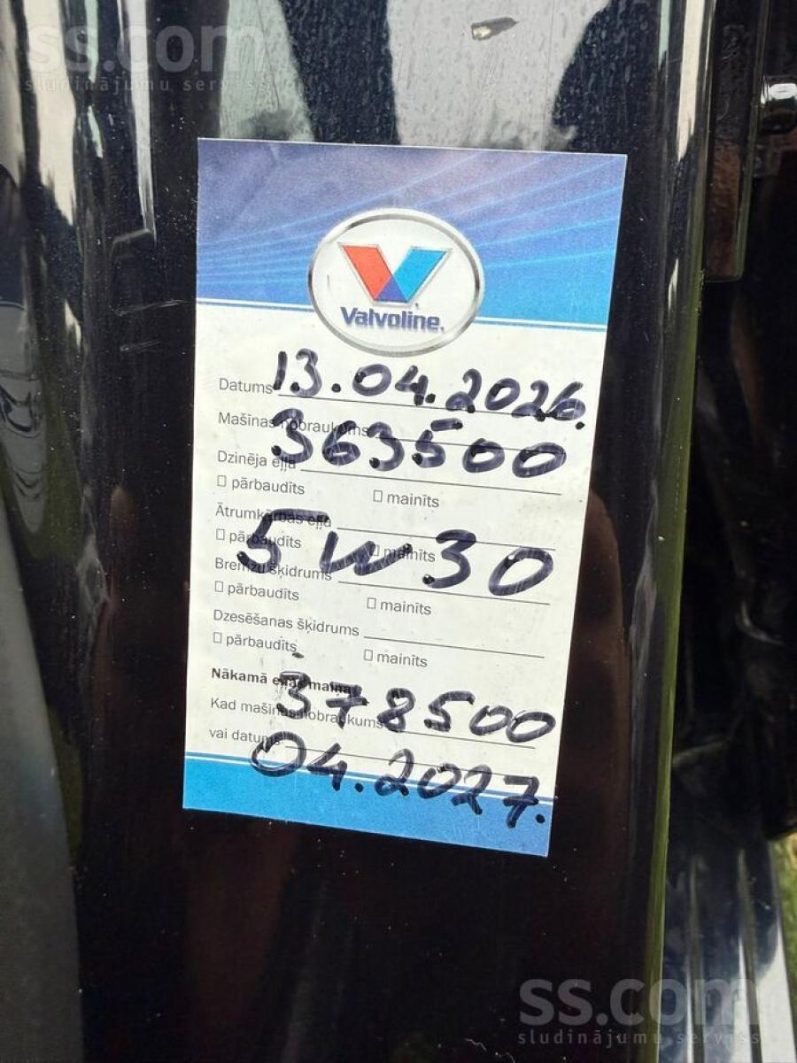 Zils BMW 525 2012 Rīga, ar dzinēja tilpumu 2.00 L un nobraukumu 366 tūkst. km par 12000 €, foto 21 vietnē AUTOMOTO.COM.LV
