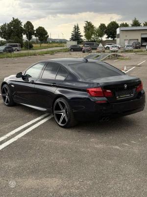 Blue BMW 525 2013 in Kedainiai, with an engine capacity of 2.00 L and mileage of 255 thousand km for 9500 €, photo 5 on AUTOMOTO.COM.LV
