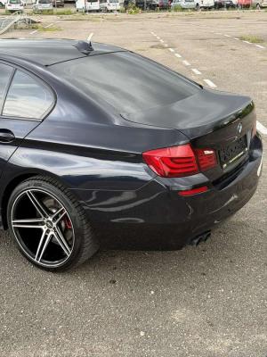 Blue BMW 525 2013 in Kedainiai, with an engine capacity of 2.00 L and mileage of 255 thousand km for 9500 €, photo 6 on AUTOMOTO.COM.LV