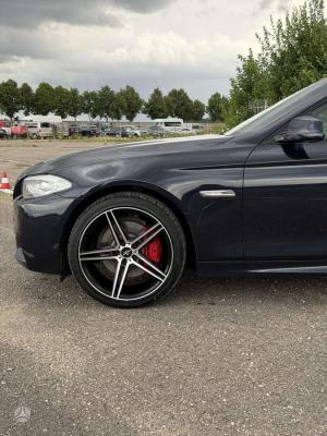Blue BMW 525 2013 in Kedainiai, with an engine capacity of 2.00 L and mileage of 255 thousand km for 9500 €, photo 8 on AUTOMOTO.COM.LV