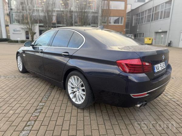 Blue BMW 525 2017 in Riga, with an engine capacity of 2.00 L and mileage of 275 thousand km for 15500 €, photo 5 on AUTOMOTO.COM.LV