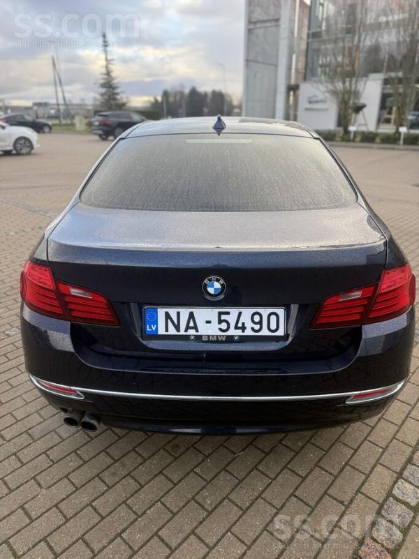 Blue BMW 525 2017 in Riga, with an engine capacity of 2.00 L and mileage of 275 thousand km for 15500 €, photo 6 on AUTOMOTO.COM.LV