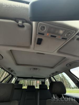 Zils BMW 525 2000 Rīga, ar dzinēja tilpumu 2.50 L un nobraukumu 194 tūkst. km par 4650 €, foto 15 vietnē AUTOMOTO.COM.LV