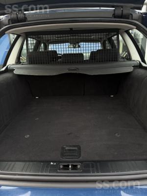Zils BMW 525 2000 Rīga, ar dzinēja tilpumu 2.50 L un nobraukumu 194 tūkst. km par 4650 €, foto 23 vietnē AUTOMOTO.COM.LV
