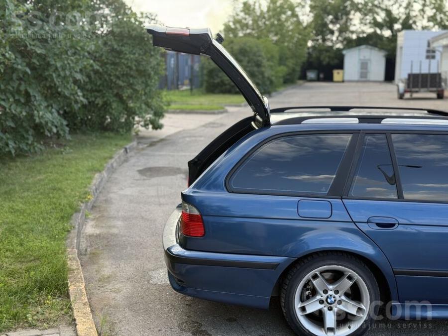 Zils BMW 525 2001 Rīga, ar dzinēja tilpumu 2.50 L un nobraukumu 278 tūkst. km par 2950 €, foto 7 vietnē AUTOMOTO.COM.LV