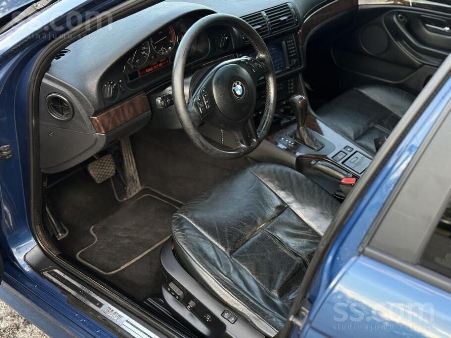 Zils BMW 525 2001 Rīga, ar dzinēja tilpumu 2.50 L un nobraukumu 278 tūkst. km par 2950 €, foto 14 vietnē AUTOMOTO.COM.LV