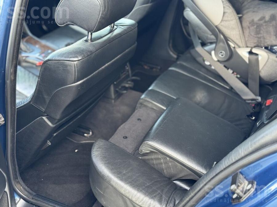 Zils BMW 525 2001 Rīga, ar dzinēja tilpumu 2.50 L un nobraukumu 278 tūkst. km par 2950 €, foto 15 vietnē AUTOMOTO.COM.LV