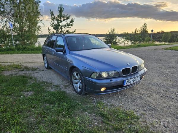 Blue BMW 525 2001 in Jekabpils, with an engine capacity of 2.50 L and mileage of 387 thousand km for 1700 €, photo 2 on AUTOMOTO.COM.LV