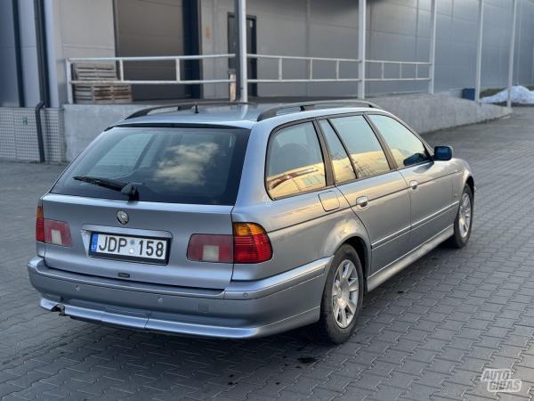 Zils BMW 525 2002 Viļņa, ar dzinēja tilpumu 2.50 L un nobraukumu 292 tūkst. km par 1800 €, foto 3 vietnē AUTOMOTO.COM.LV