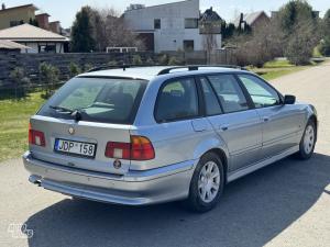 Zils BMW 525 2002 Viļņa, ar dzinēja tilpumu 2.50 L un nobraukumu 295 tūkst. km par 1600 €, foto 4 vietnē AUTOMOTO.COM.LV