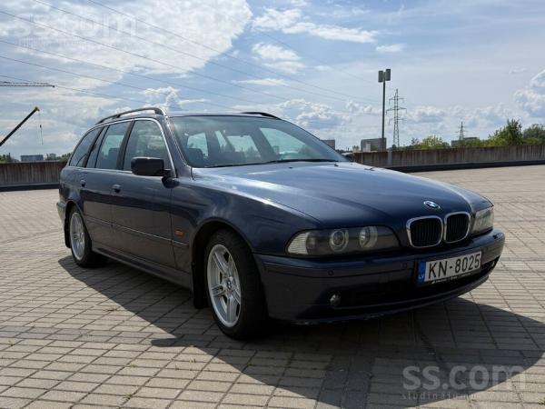 Синий БМВ 525 2002 в Рига, объемом двигателя 2.50 л и пробегом 210 тыс. км за 2500 €, фото 2 на AUTOMOTO.COM.LV