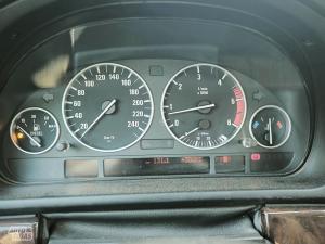 Blue BMW 525 2002 in Vilnius, with an engine capacity of 2.50 L and mileage of 389 thousand km for 3000 €, photo 15 on AUTOMOTO.COM.LV