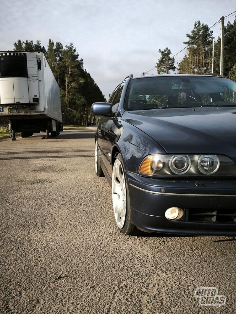 Blue BMW 525 2002 in Vilnius, with an engine capacity of 2.50 L and mileage of 389 thousand km for 3000 €, photo 31 on AUTOMOTO.COM.LV