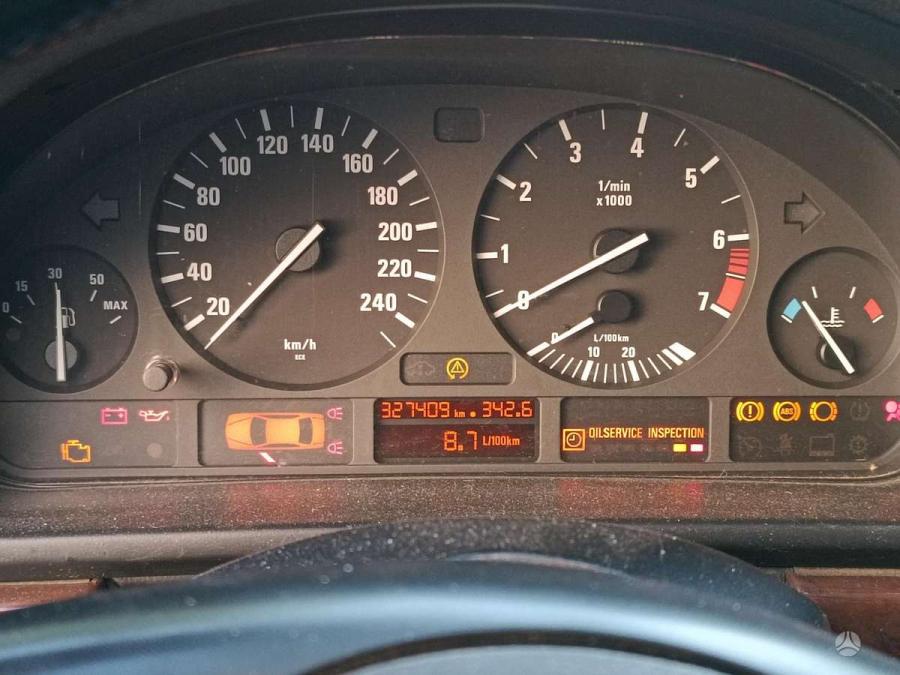 Синий БМВ 525 2002 в Вильнюс, объемом двигателя 2.49 л и пробегом 327 тыс. км за 1700 €, фото 7 на AUTOMOTO.COM.LV