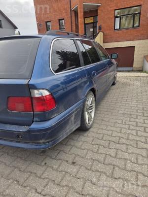 Синий БМВ 525 2002 в Рига, объемом двигателя 2.50 л и пробегом 375 тыс. км за 1400 €, фото 7 на AUTOMOTO.COM.LV