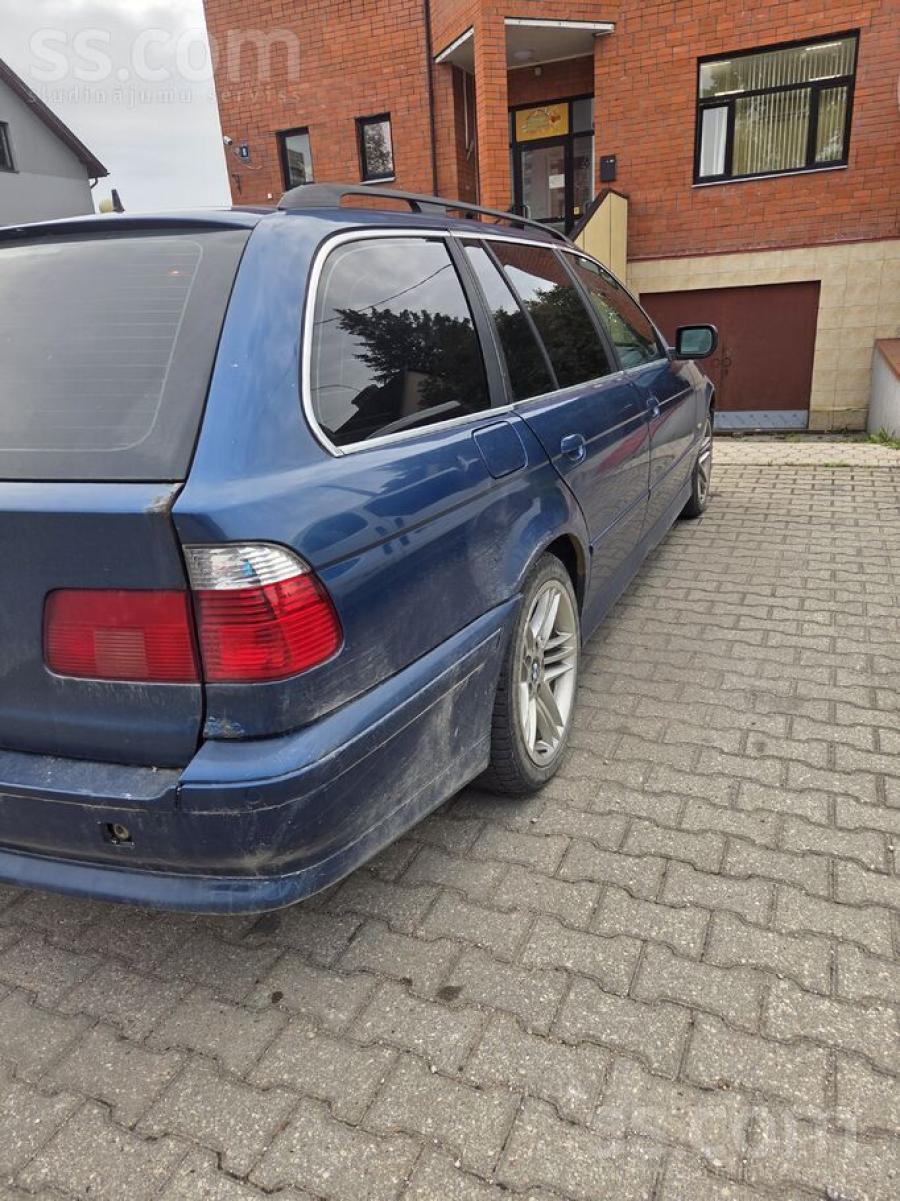 Синий БМВ 525 2002 в Рига, объемом двигателя 2.50 л и пробегом 375 тыс. км за 1400 €, фото 7 на AUTOMOTO.COM.LV