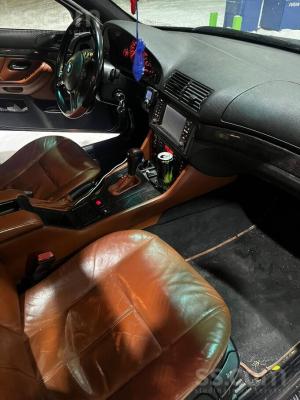 Zils BMW 525 2003 Kuldīga, ar dzinēja tilpumu 2.50 L un nobraukumu 370 tūkst. km par 2500 €, foto 3 vietnē AUTOMOTO.COM.LV