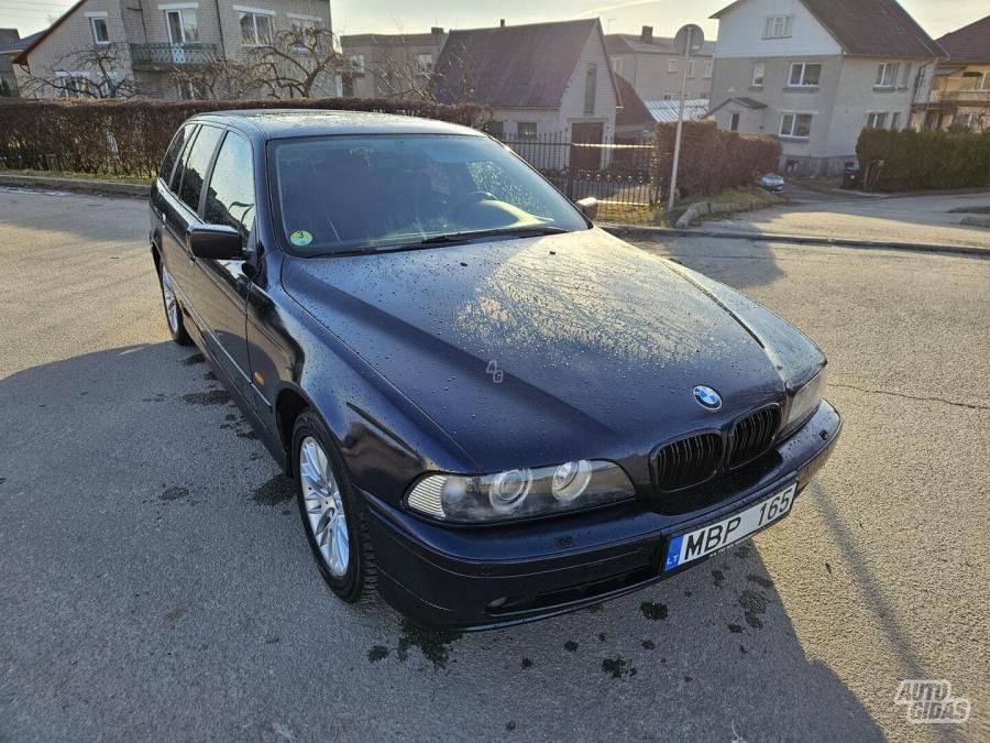 Zils BMW 525 2003 Plungė, ar dzinēja tilpumu 2.50 L un nobraukumu 422 tūkst. km par 1800 €, foto 3 vietnē AUTOMOTO.COM.LV