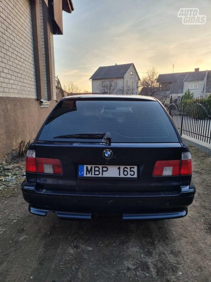 Zils BMW 525 2003 Plungė, ar dzinēja tilpumu 2.50 L un nobraukumu 422 tūkst. km par 1800 €, foto 7 vietnē AUTOMOTO.COM.LV