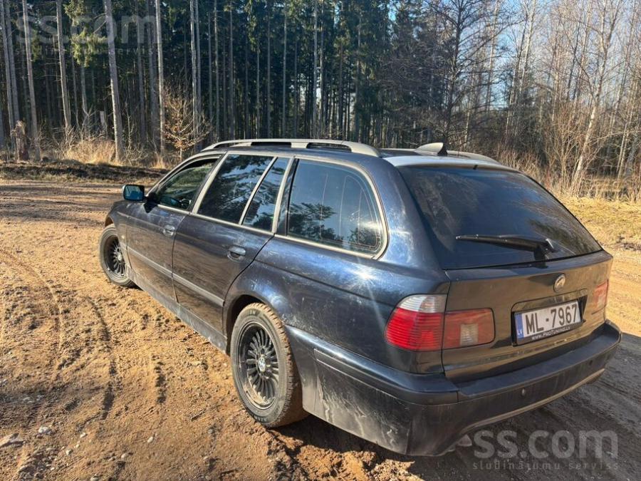 Zils BMW 525 2003 Talsi, ar dzinēja tilpumu 2.50 L un nobraukumu 420 tūkst. km par 2150 €, foto 3 vietnē AUTOMOTO.COM.LV