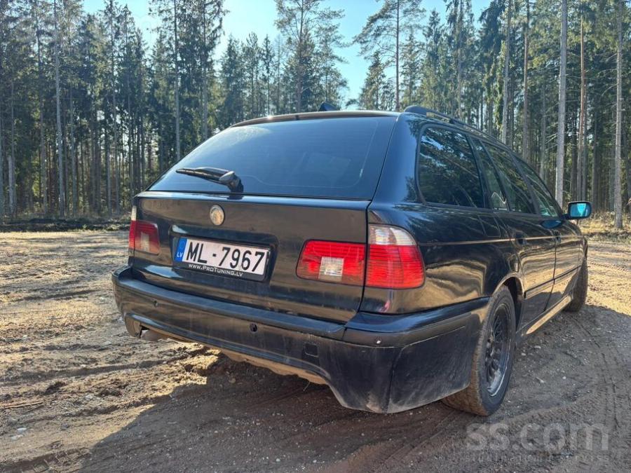 Zils BMW 525 2003 Talsi, ar dzinēja tilpumu 2.50 L un nobraukumu 420 tūkst. km par 2150 €, foto 8 vietnē AUTOMOTO.COM.LV