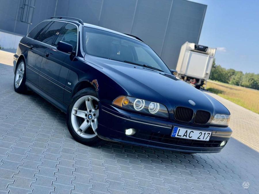 Синий БМВ 525 2003 в Шяуляй, объемом двигателя 2.50 л и пробегом 400 тыс. км за 1400 €, фото 3 на AUTOMOTO.COM.LV