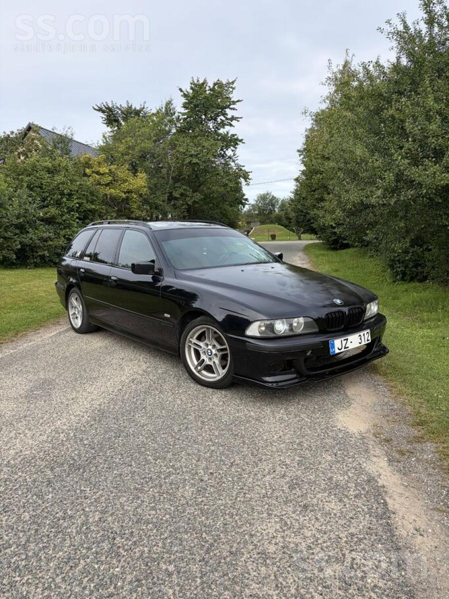 Zils BMW 525 2003 Kuldīga, ar dzinēja tilpumu 2.50 L un nobraukumu 379 tūkst. km par 2200 €, foto 1 vietnē AUTOMOTO.COM.LV