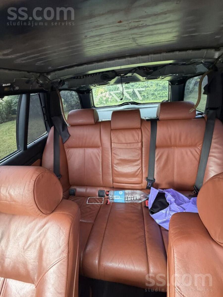 Zils BMW 525 2003 Kuldīga, ar dzinēja tilpumu 2.50 L un nobraukumu 379 tūkst. km par 2200 €, foto 8 vietnē AUTOMOTO.COM.LV