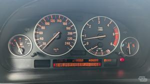 Blue BMW 525 2003 in Kaunas, with an engine capacity of 2.50 L and mileage of 351 thousand km for 1800 €, photo 12 on AUTOMOTO.COM.LV