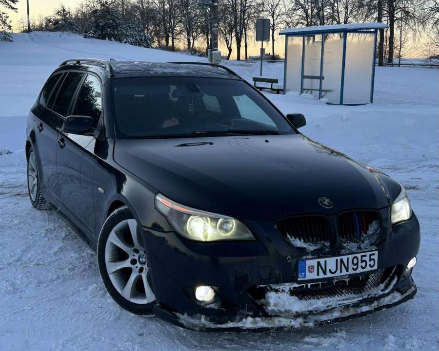 Zils BMW 525 2004 Širvintos, ar dzinēja tilpumu 3.00 L un nobraukumu 400 tūkst. km par 2950 €, foto 1 vietnē AUTOMOTO.COM.LV