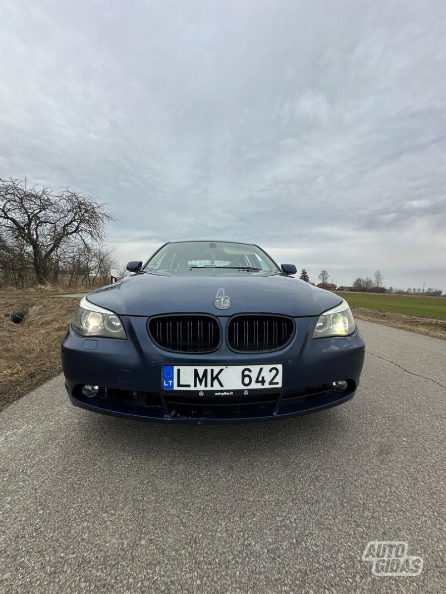Blue BMW 525 2004 in Vilnius, with an engine capacity of 2.50 L and mileage of 466 thousand km for 1850 €, photo 5 on AUTOMOTO.COM.LV