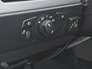 Blue BMW 525 2004 in Vilnius, with an engine capacity of 2.50 L and mileage of 345 thousand km for 2950 €, photo 10 on AUTOMOTO.COM.LV