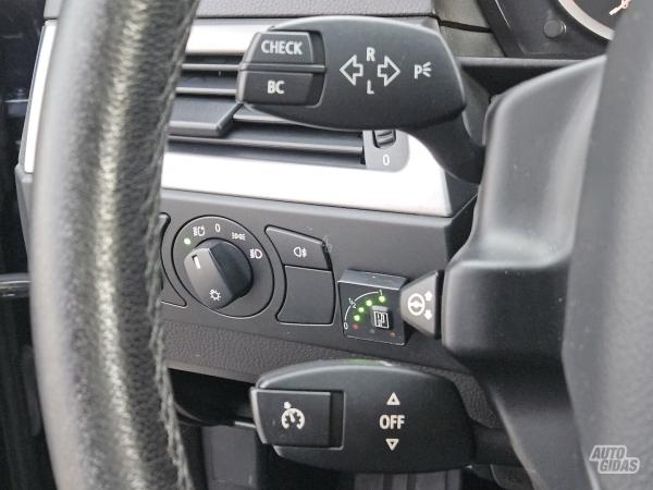 Синий БМВ 525 2004 в Вильнюс, объемом двигателя 2.50 л и пробегом 345 тыс. км за 2950 €, фото 10 на AUTOMOTO.COM.LV