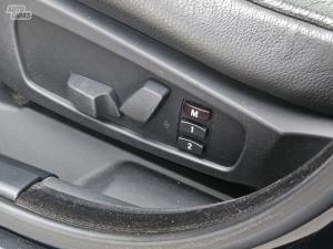 Blue BMW 525 2004 in Vilnius, with an engine capacity of 2.50 L and mileage of 345 thousand km for 2950 €, photo 15 on AUTOMOTO.COM.LV