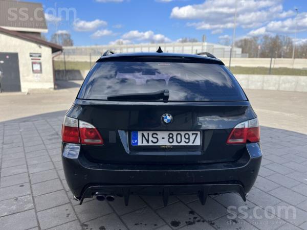 Zils BMW 525 2004 Rīga, ar dzinēja tilpumu 2.50 L un nobraukumu 0 tūkst. km par 3490 €, foto 6 vietnē AUTOMOTO.COM.LV