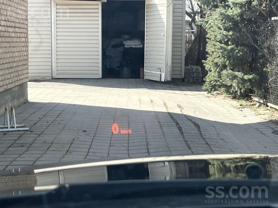 Zils BMW 525 2004 Rīga, ar dzinēja tilpumu 2.50 L un nobraukumu 0 tūkst. km par 3490 €, foto 9 vietnē AUTOMOTO.COM.LV