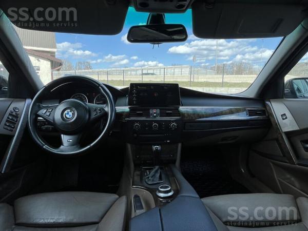 Zils BMW 525 2004 Rīga, ar dzinēja tilpumu 2.50 L un nobraukumu 0 tūkst. km par 3490 €, foto 9 vietnē AUTOMOTO.COM.LV
