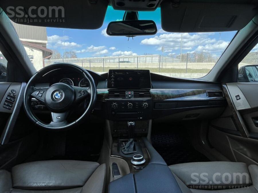 Zils BMW 525 2004 Rīga, ar dzinēja tilpumu 2.50 L un nobraukumu 0 tūkst. km par 3490 €, foto 10 vietnē AUTOMOTO.COM.LV