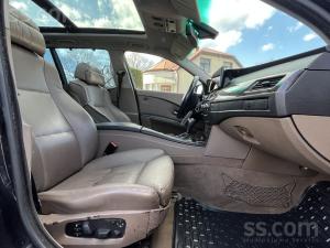 Zils BMW 525 2004 Rīga, ar dzinēja tilpumu 2.50 L un nobraukumu 0 tūkst. km par 3490 €, foto 12 vietnē AUTOMOTO.COM.LV