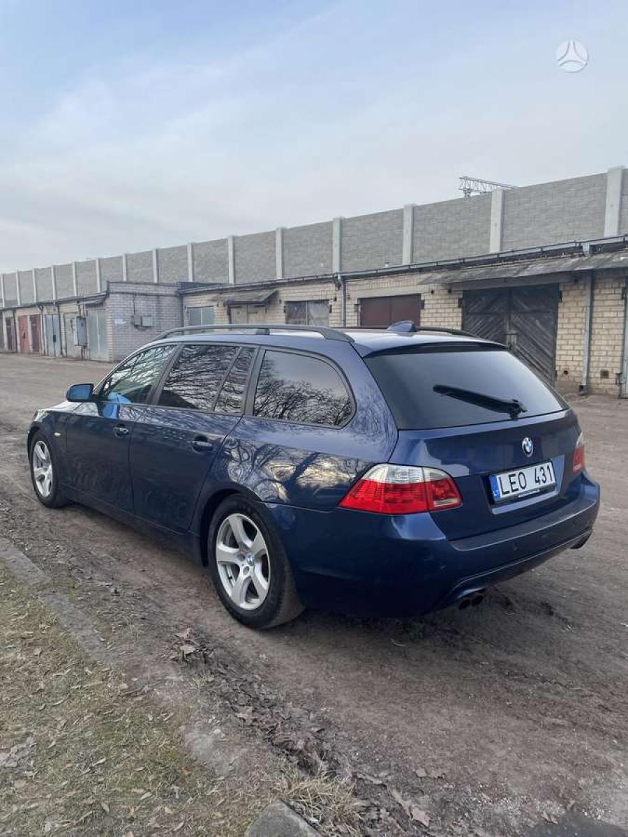 Zils BMW 525 2004 Kaišiadorys, ar dzinēja tilpumu 2.50 L un nobraukumu 323 tūkst. km par 4499 €, foto 3 vietnē AUTOMOTO.COM.LV