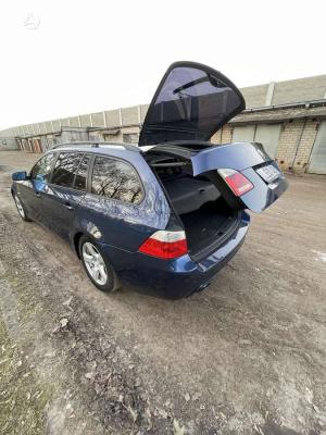 Zils BMW 525 2004 Kaišiadorys, ar dzinēja tilpumu 2.50 L un nobraukumu 323 tūkst. km par 4499 €, foto 4 vietnē AUTOMOTO.COM.LV