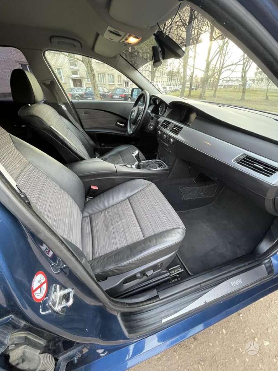 Zils BMW 525 2004 Kaišiadorys, ar dzinēja tilpumu 2.50 L un nobraukumu 323 tūkst. km par 4499 €, foto 7 vietnē AUTOMOTO.COM.LV