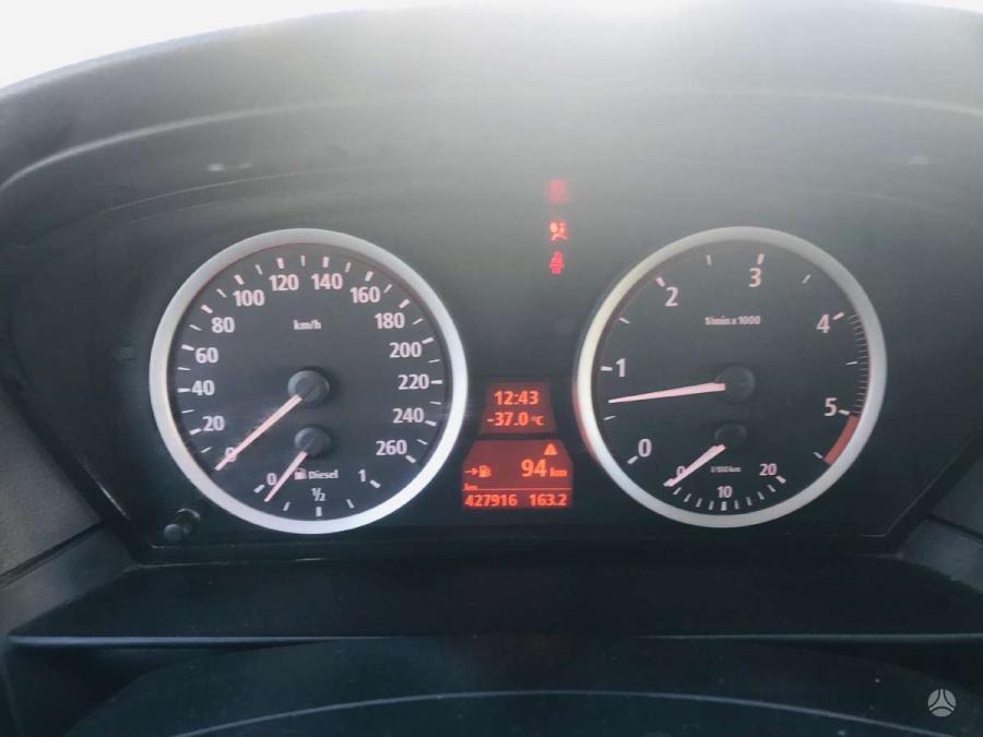 Zils BMW 525 2005 Rokiškis, ar dzinēja tilpumu 2.50 L un nobraukumu 427 tūkst. km par 1550 €, foto 26 vietnē AUTOMOTO.COM.LV