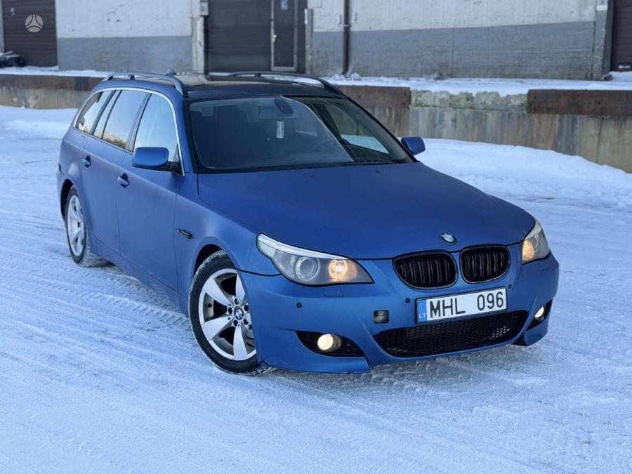 Zils BMW 525 2005 Viļņa, ar dzinēja tilpumu 2.50 L un nobraukumu 400 tūkst. km par 2300 €, foto 1 vietnē AUTOMOTO.COM.LV