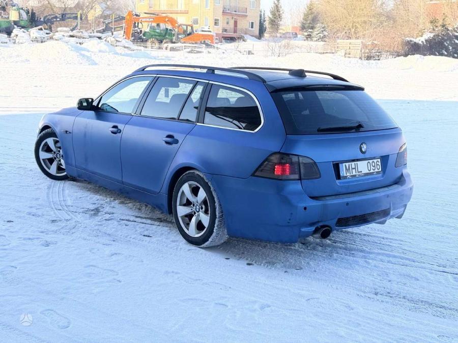 Zils BMW 525 2005 Viļņa, ar dzinēja tilpumu 2.50 L un nobraukumu 400 tūkst. km par 2300 €, foto 4 vietnē AUTOMOTO.COM.LV